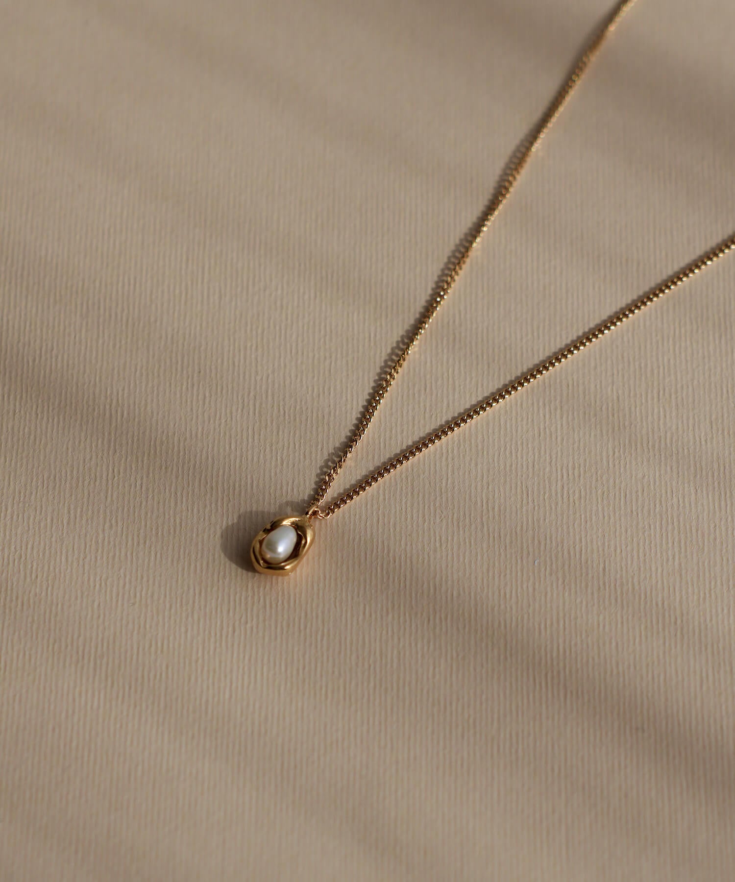 Delia Pearl Pendant – Masch Atelier